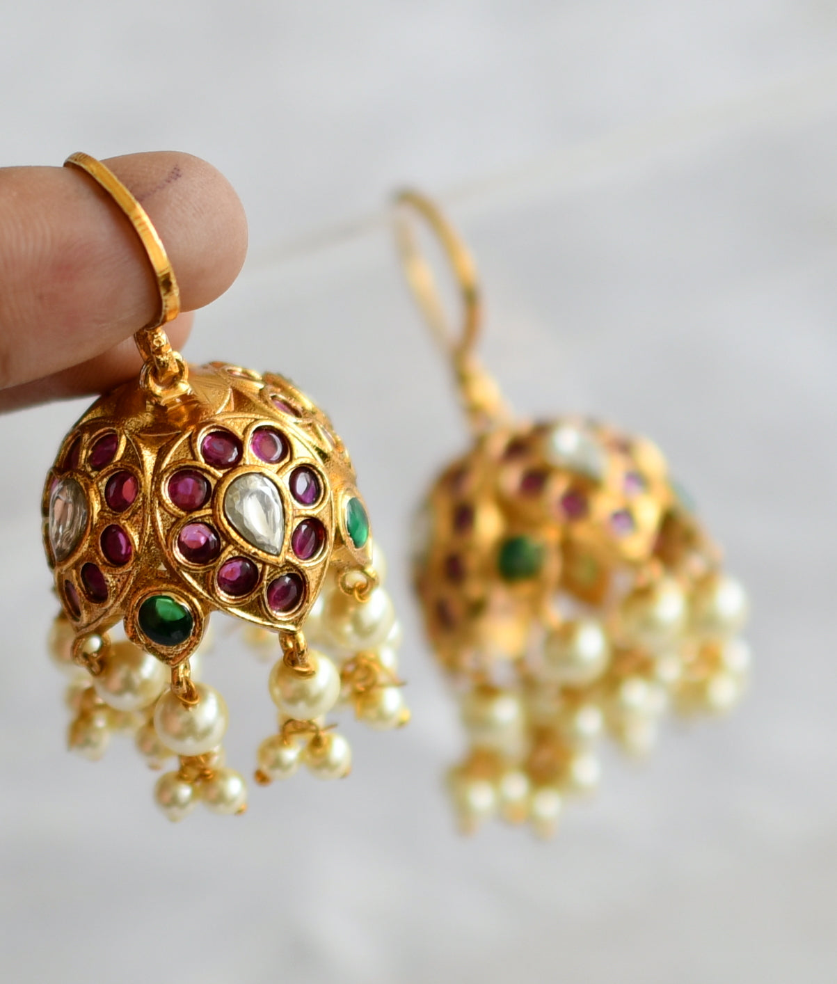 Matte finish kemp-green-white pearl mango hook jhumkka dj-46514 – dreamjwell