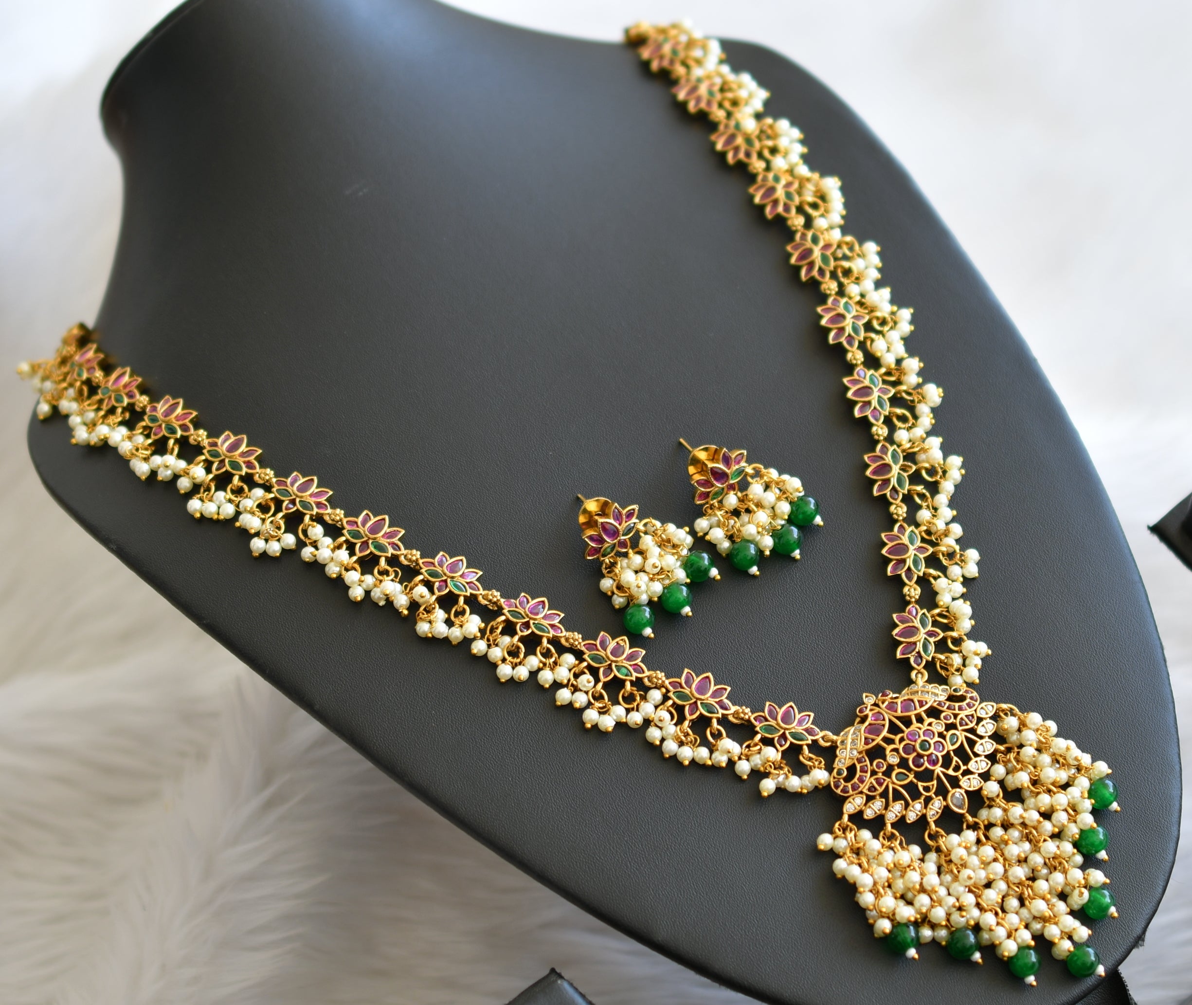 Matte finish real kemp-green-white peacock lotus pearl gutta pusalu ha – dreamjwell