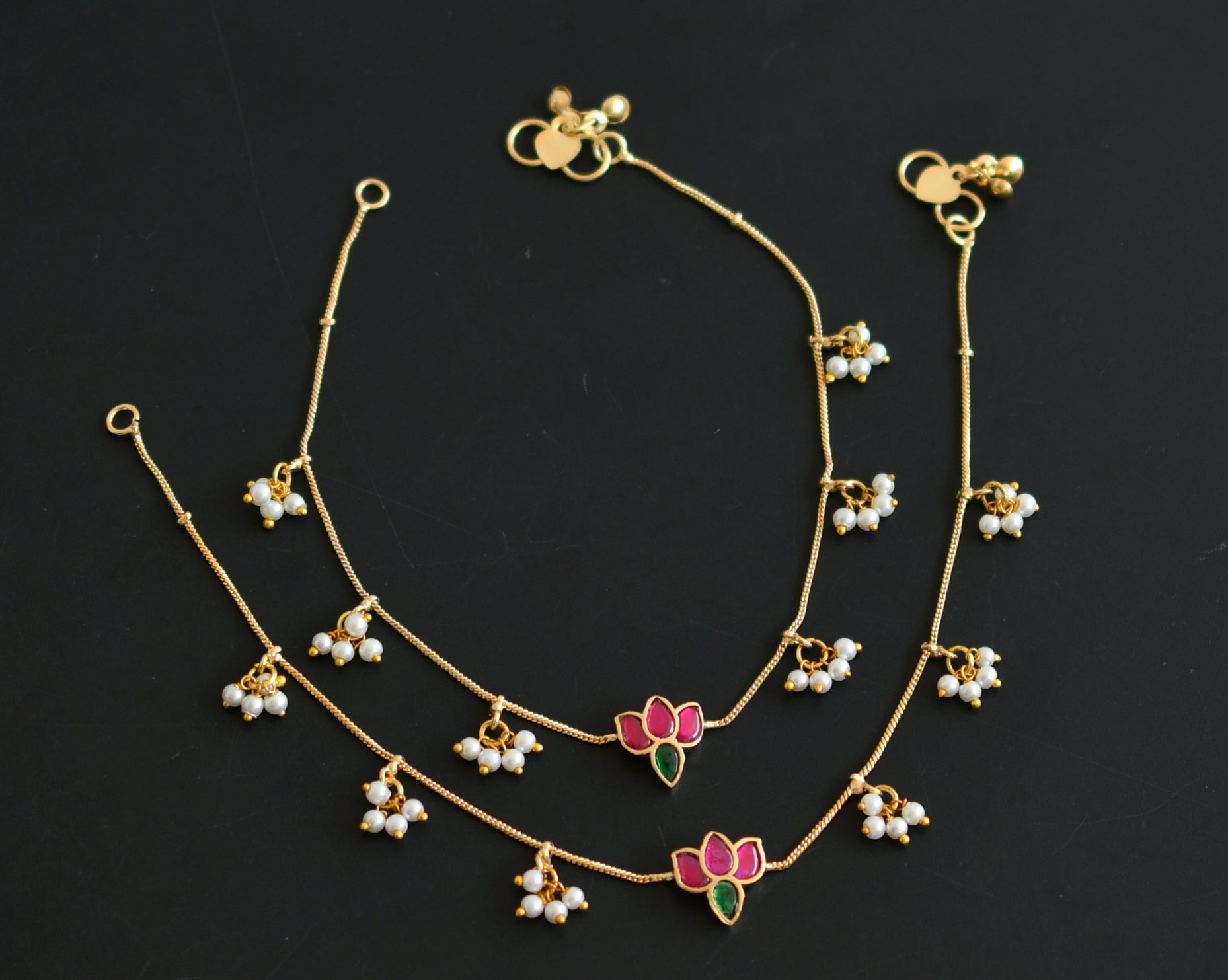Gold tone pink-green kundan jadau pearl cluster lotus anklets dj-50232 – dreamjwell