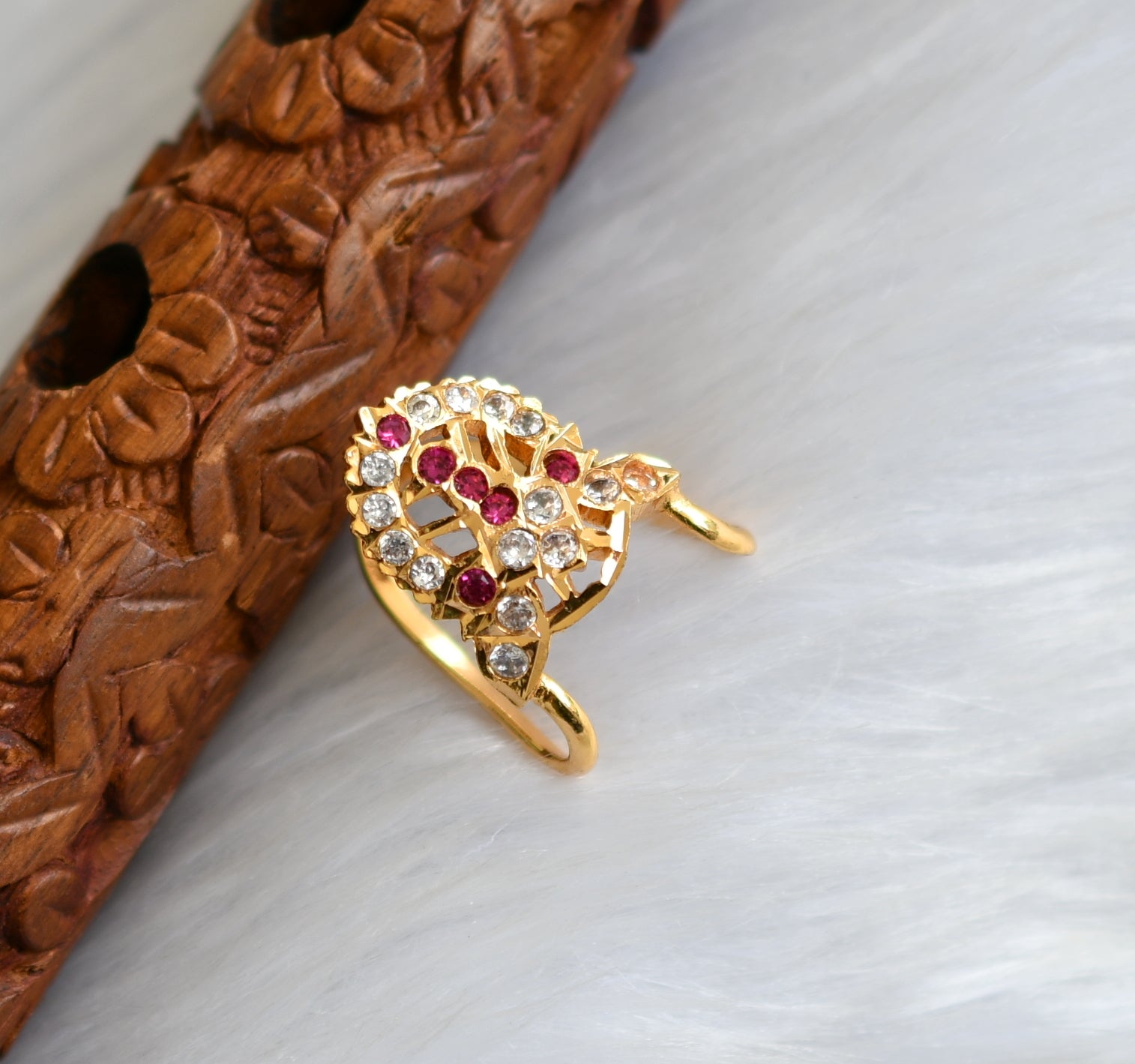 Gold tone ad white-ruby vanki finger ring dj-40010 – dreamjwell