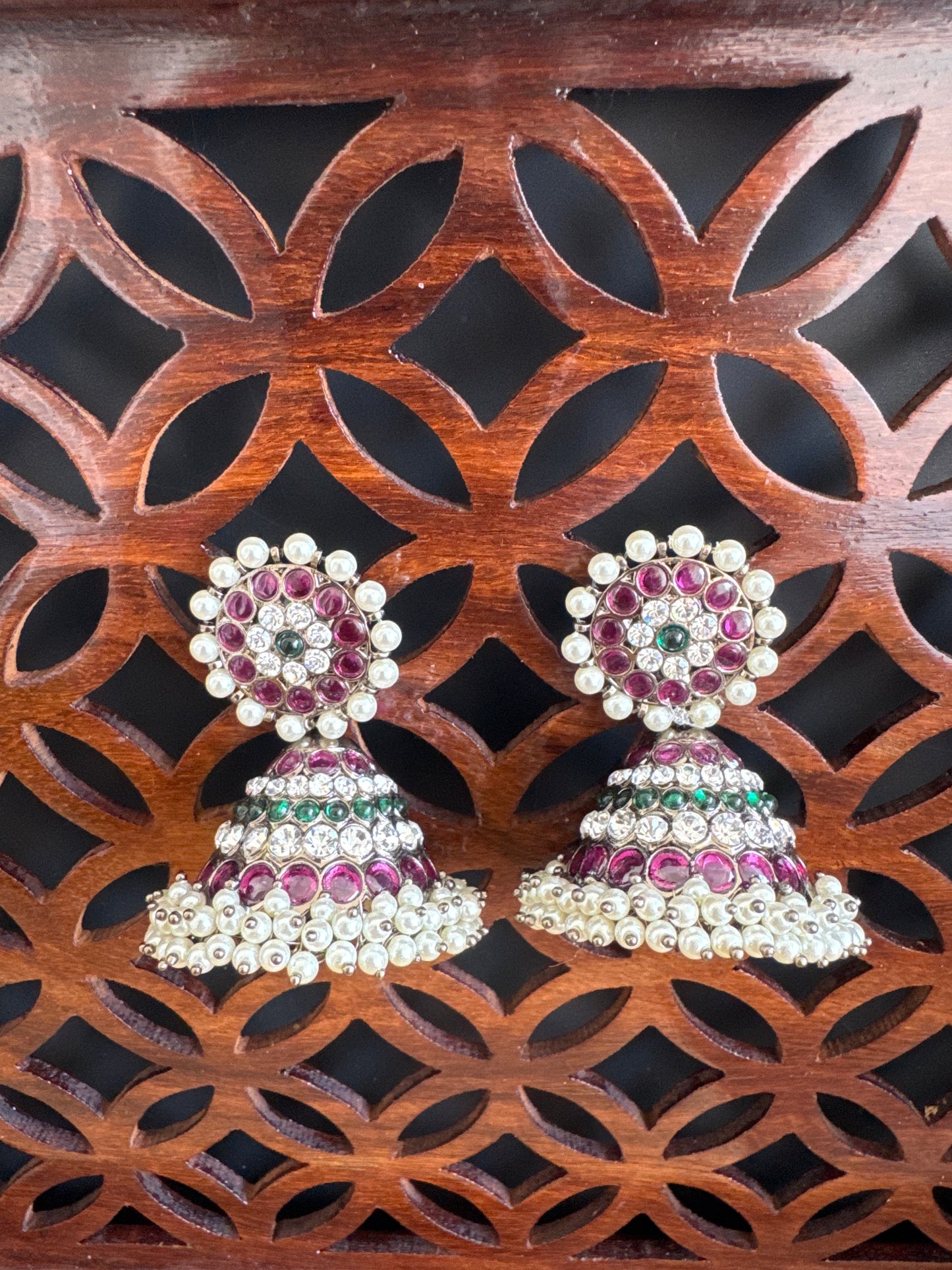 Black finish precious kemp-green-white pearl big jhumkka dj-50630 – dreamjwell