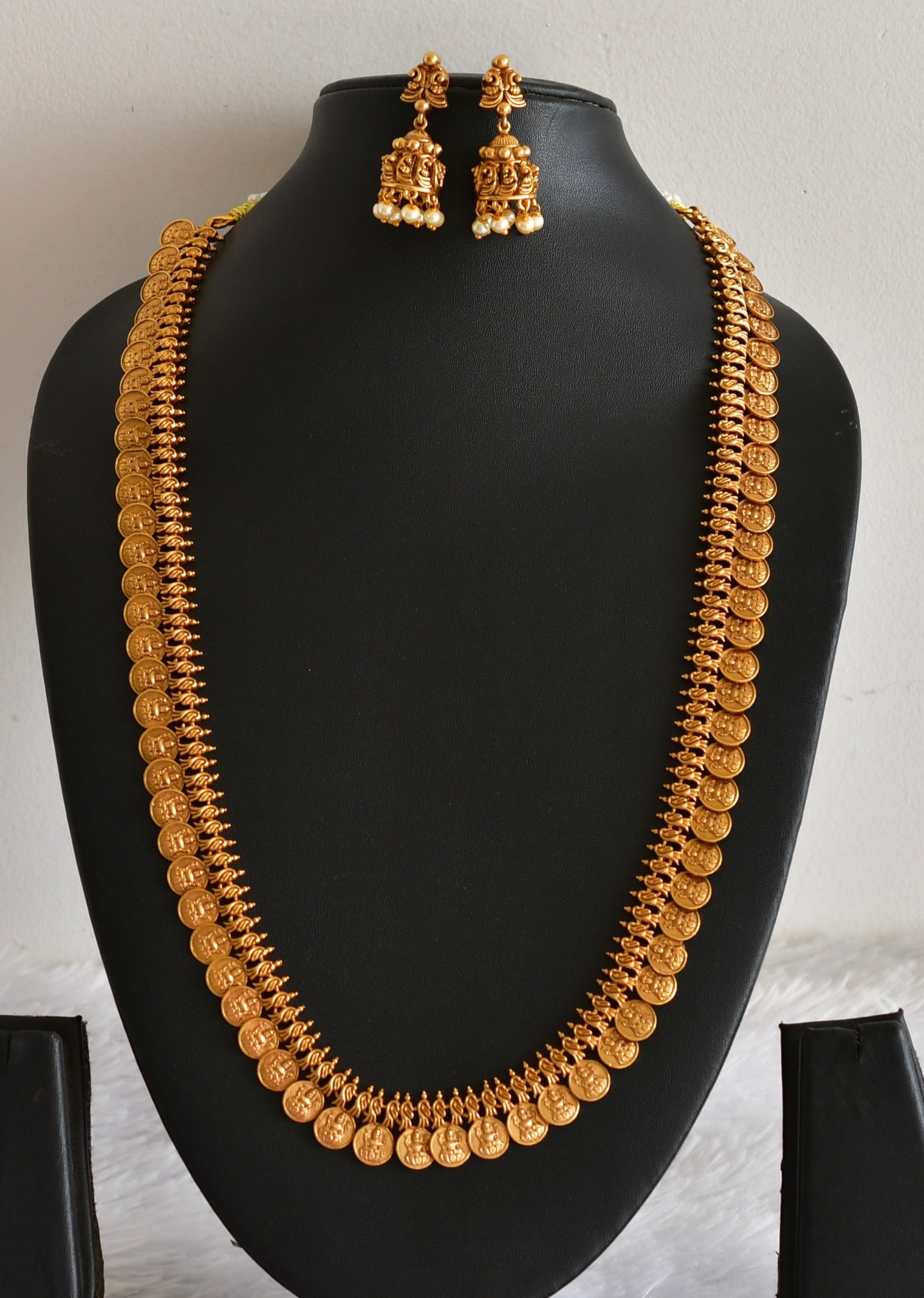 Matte finish lakshmi coin haar set dj-52436 – dreamjwell