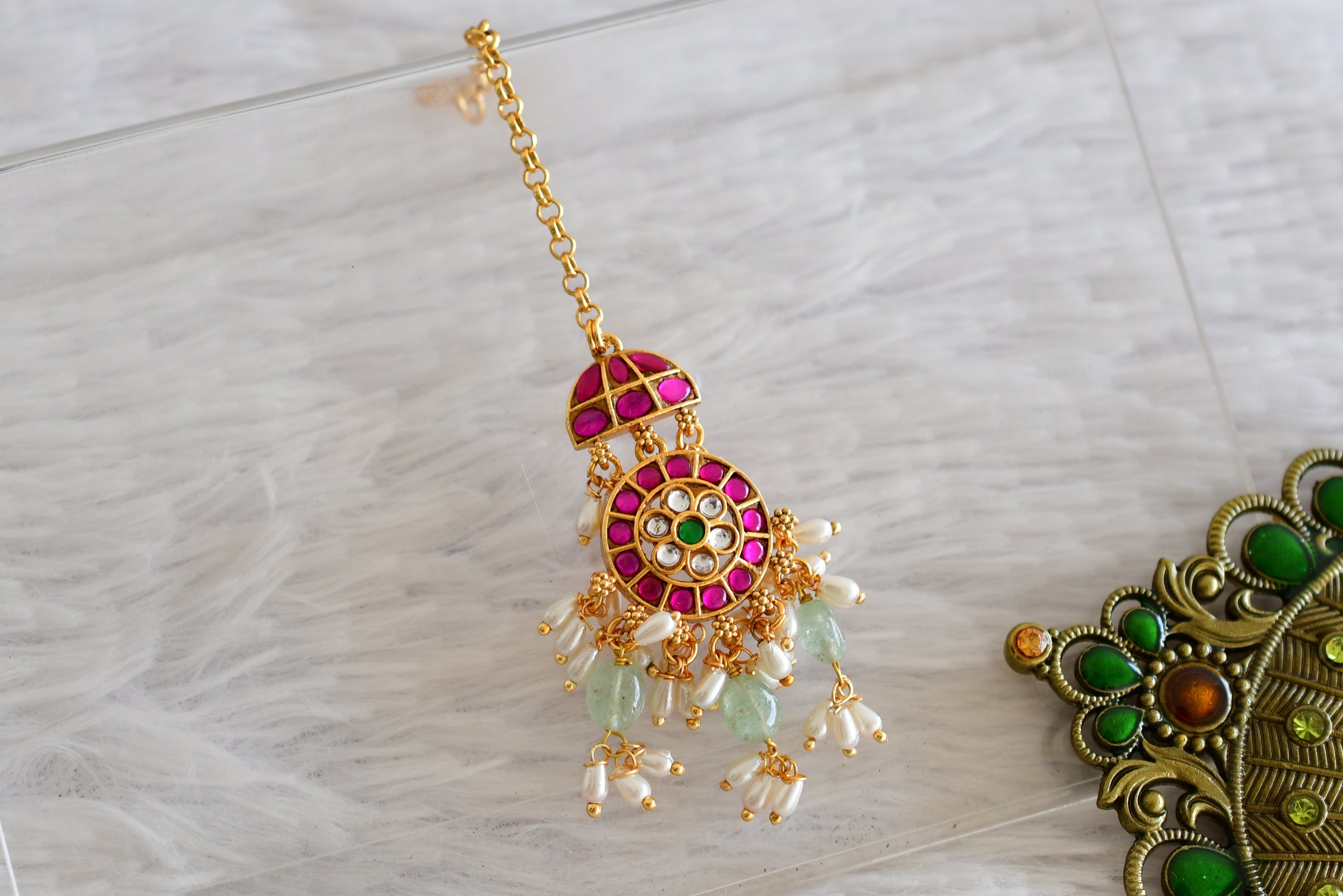 Gold tone pink-green kundan jadau green beaded round tikka dj-52499 ...