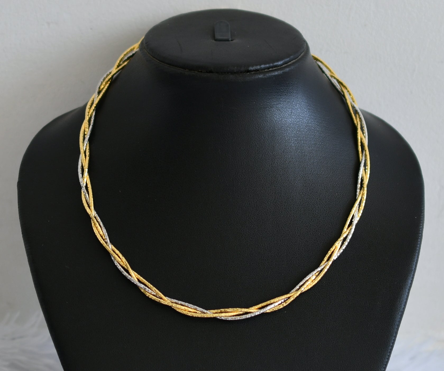 Two tone GJ twisted kanti chain dj-50887 – dreamjwell