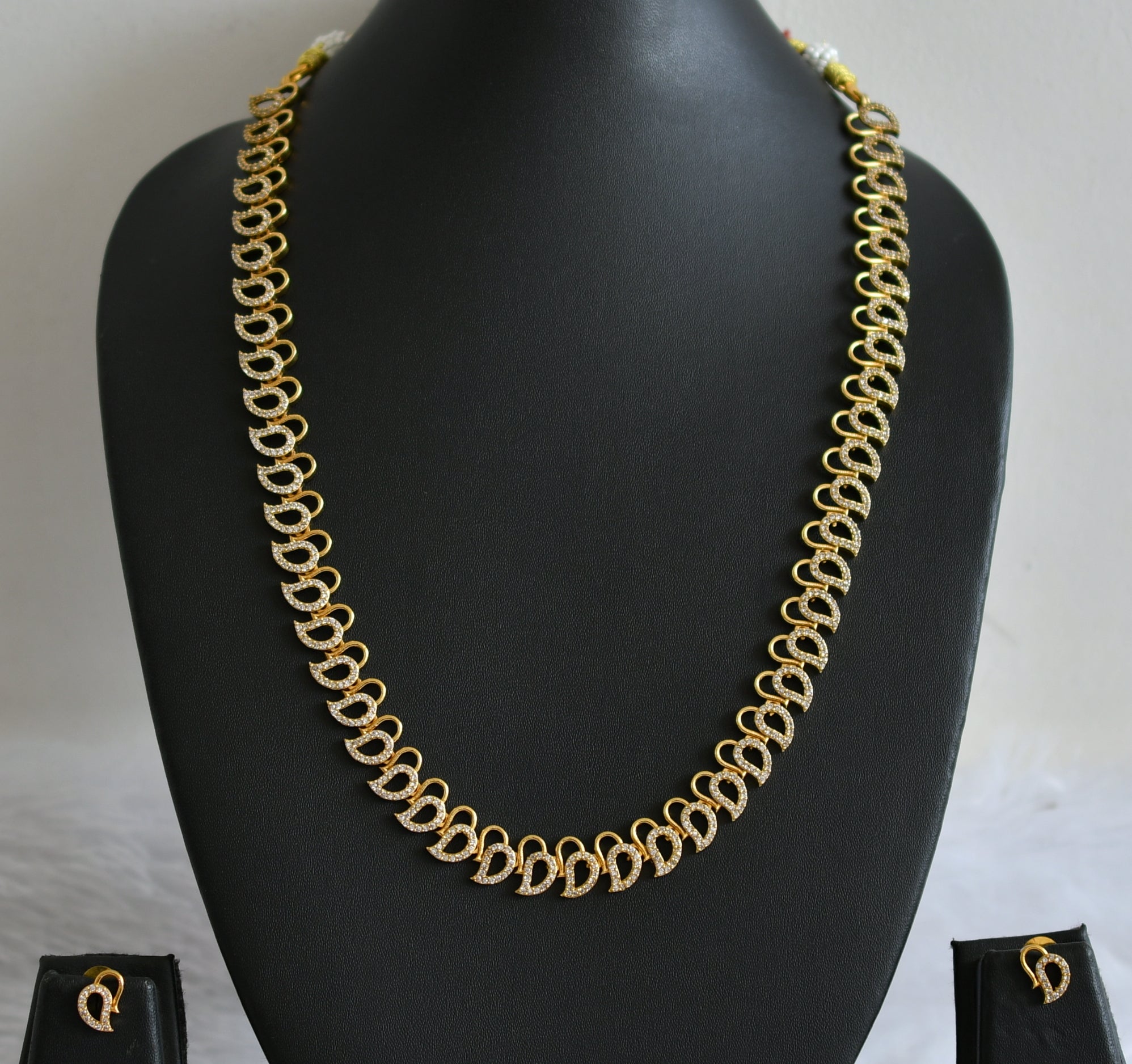 Matte finish cz white mango short haar set dj-49277 – dreamjwell