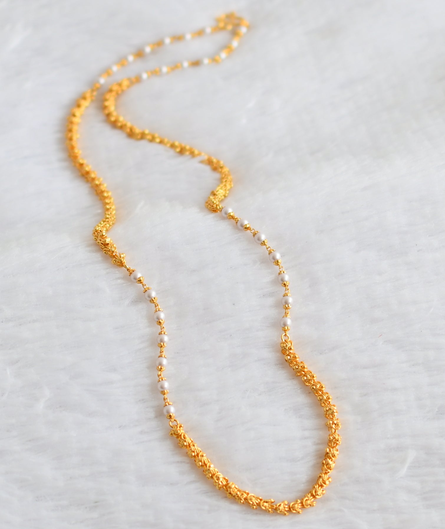 Gold tone 24 inches pearl beaded chain dj-49368 – dreamjwell
