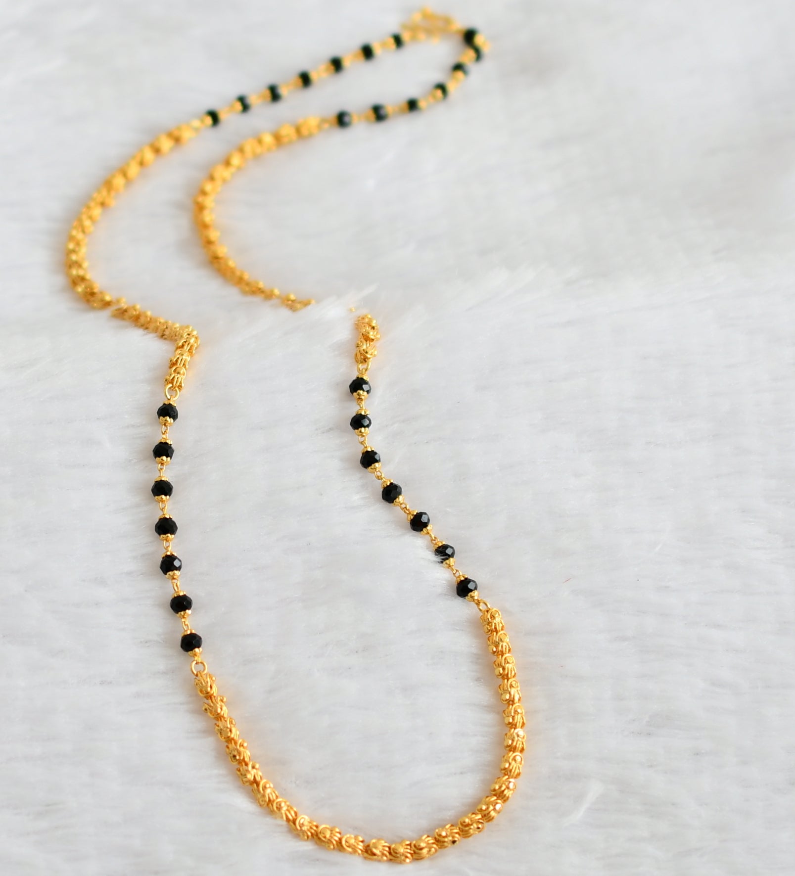 Gold tone 24 inches karimani beaded chain dj-49369 – dreamjwell