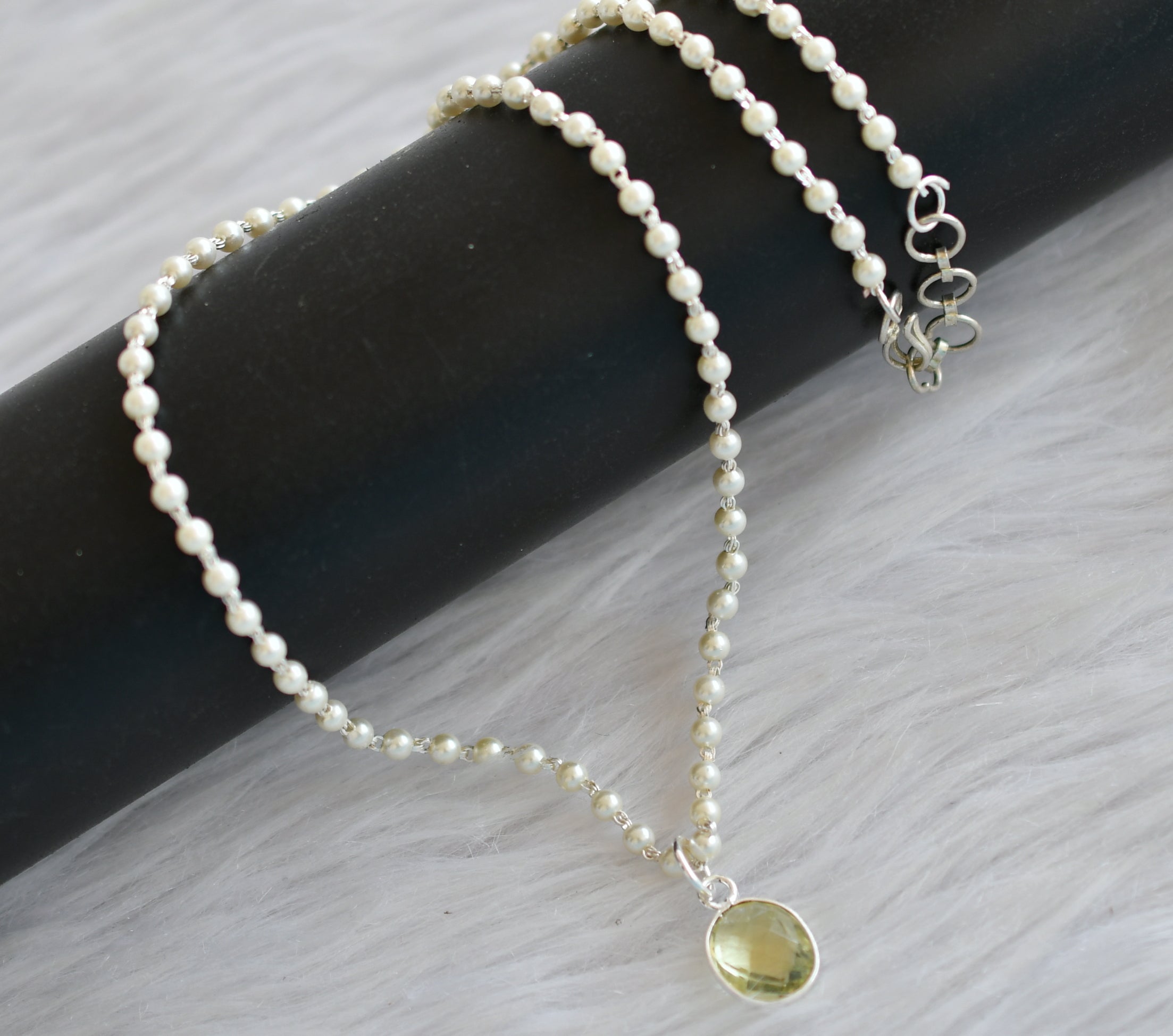 Silver tone 18 inches pearl chain with light yellow small pendant dj-4 ...