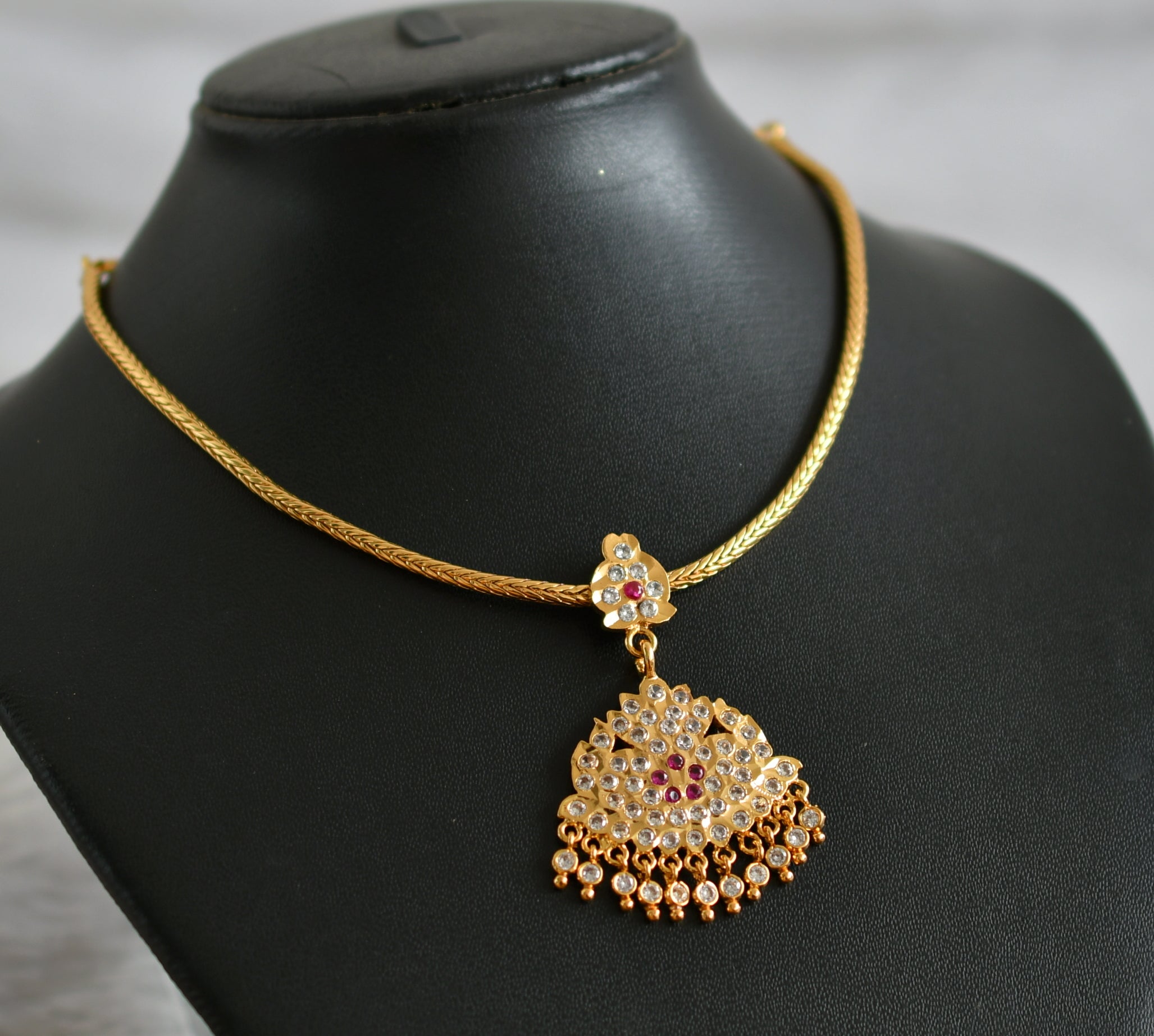 Gold tone AD pink-white stone kodi chain necklace dj-47644 – dreamjwell