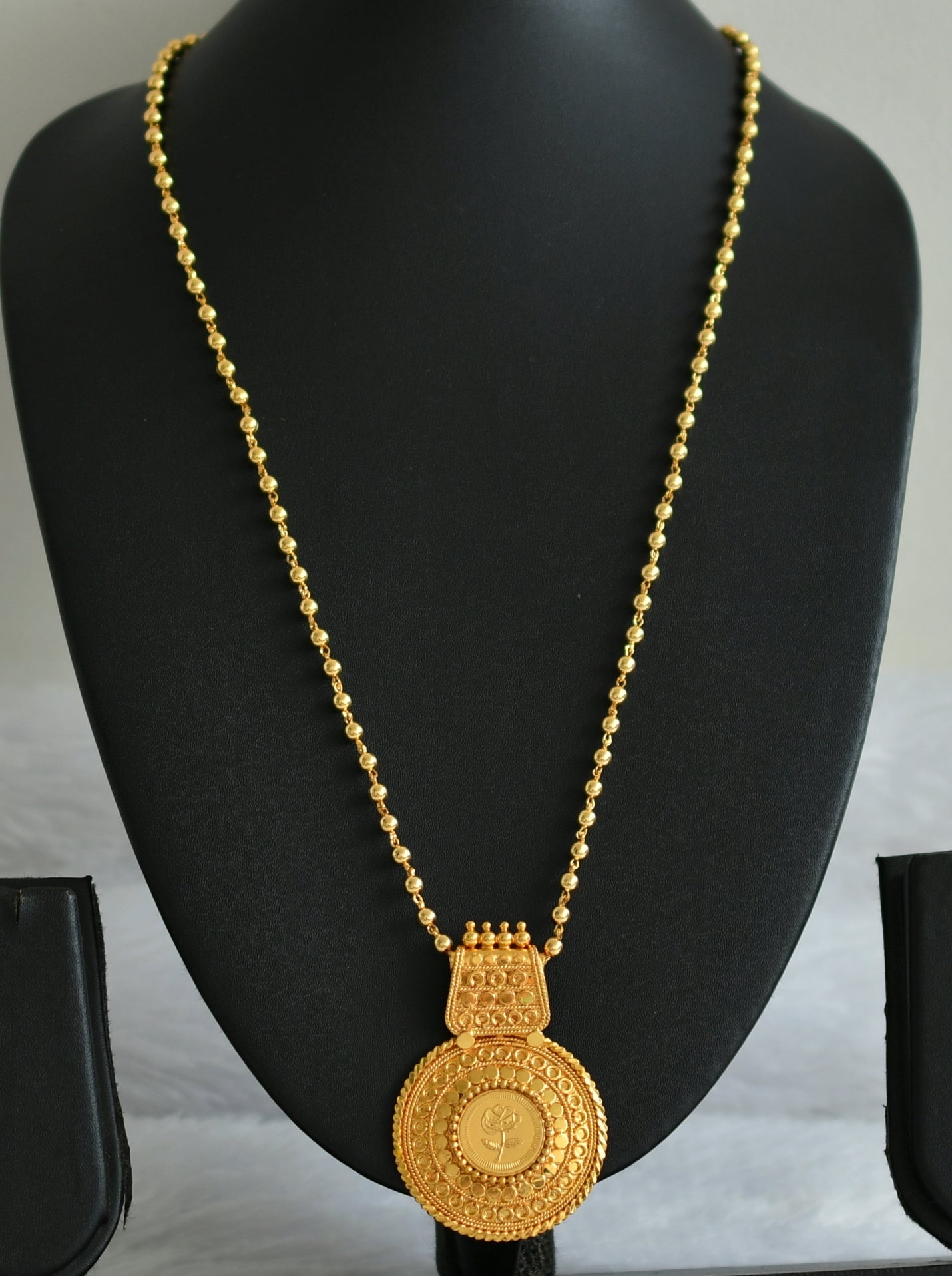 Gold tone 24 inches ball chain with rose round pendant dj-49504 ...