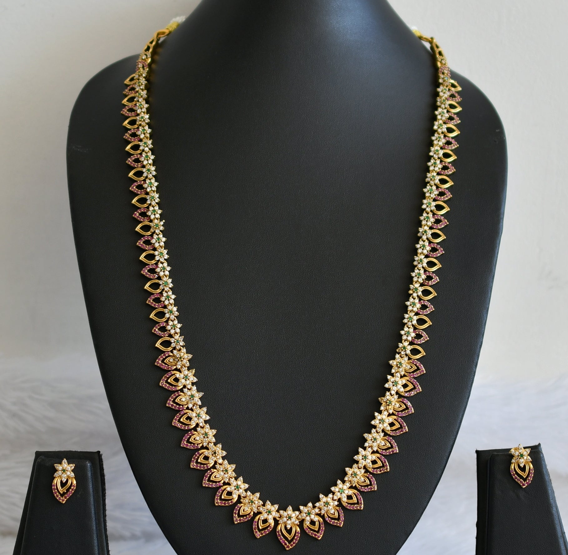 Matte finish ruby-green-white mango short haar set dj-50048 – dreamjwell