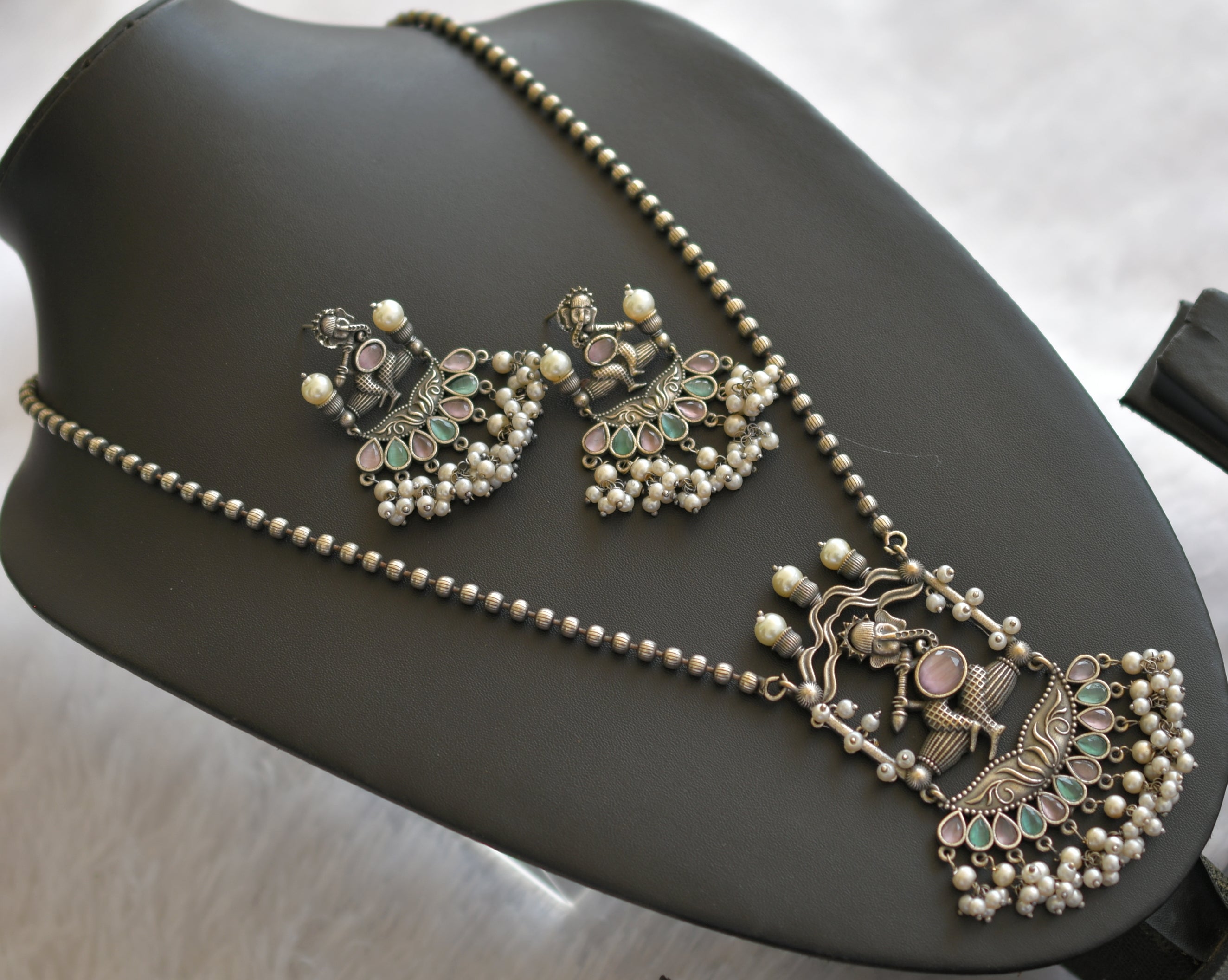 Silver tone baby pink-sea green-pearl ganesha haar set dj-46457 ...