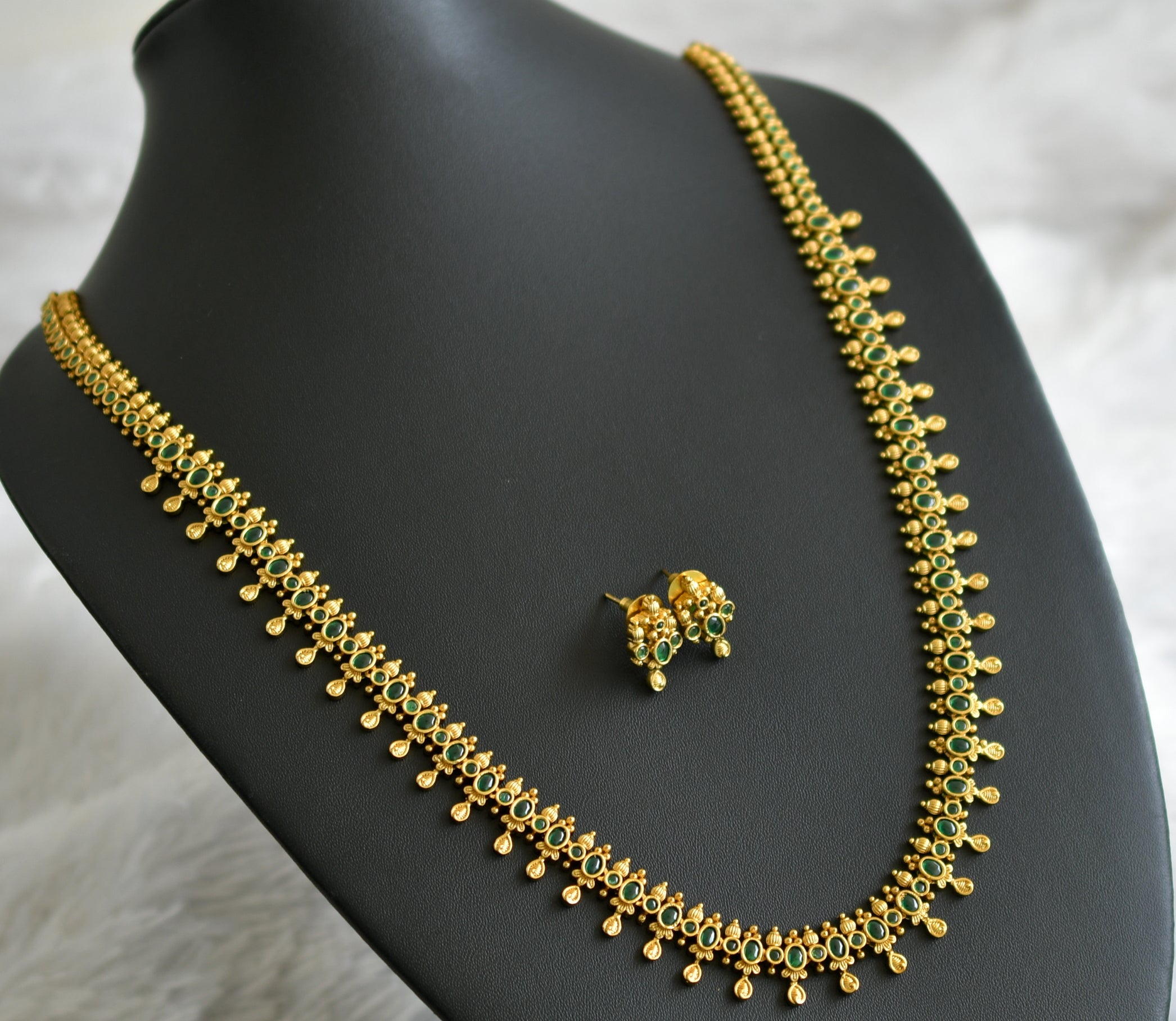 Matte finish green stone haar set dj-48302 – dreamjwell