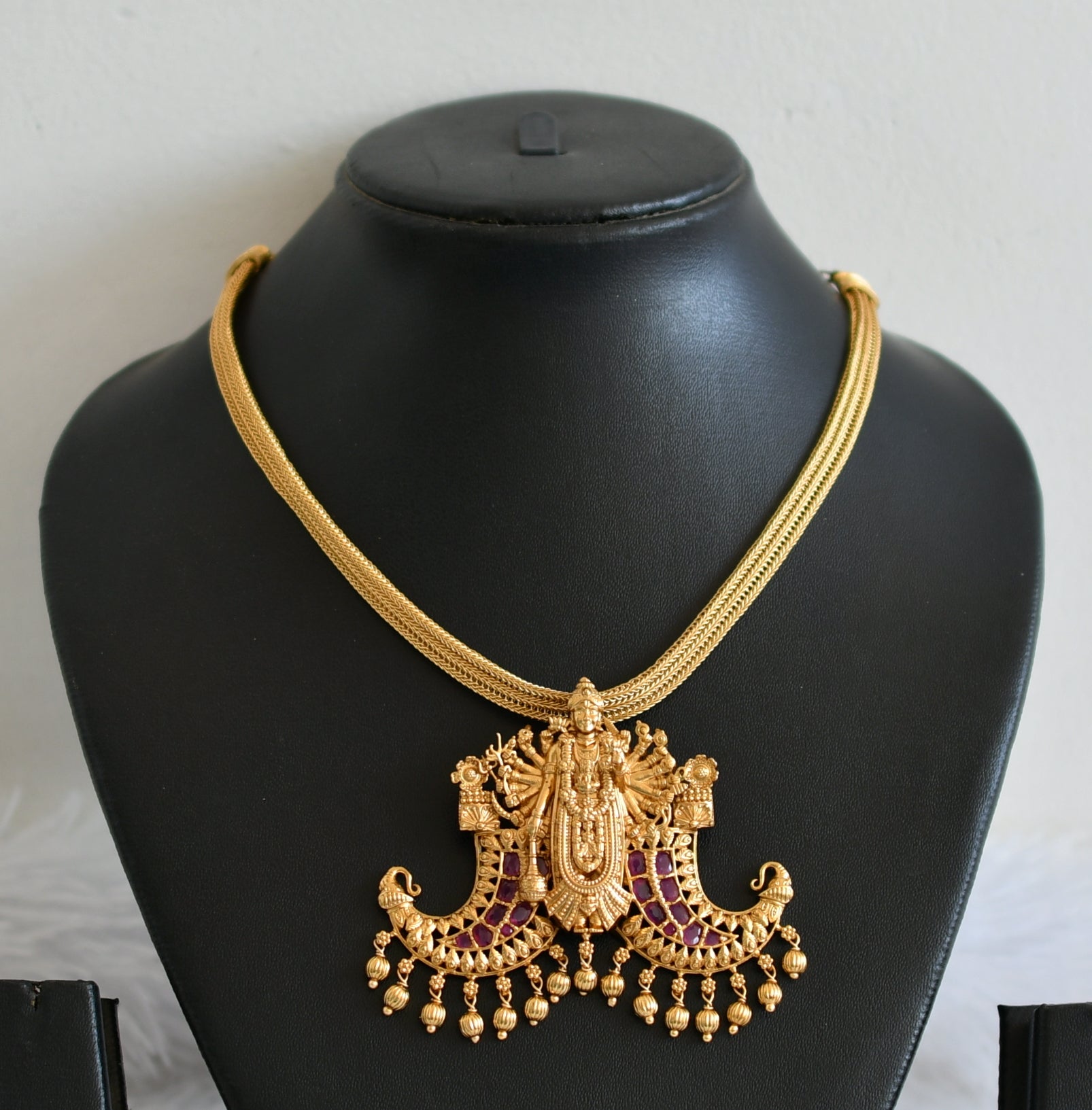 Matte finish ruby stone Maha Vishnu necklace dj-50357 – dreamjwell