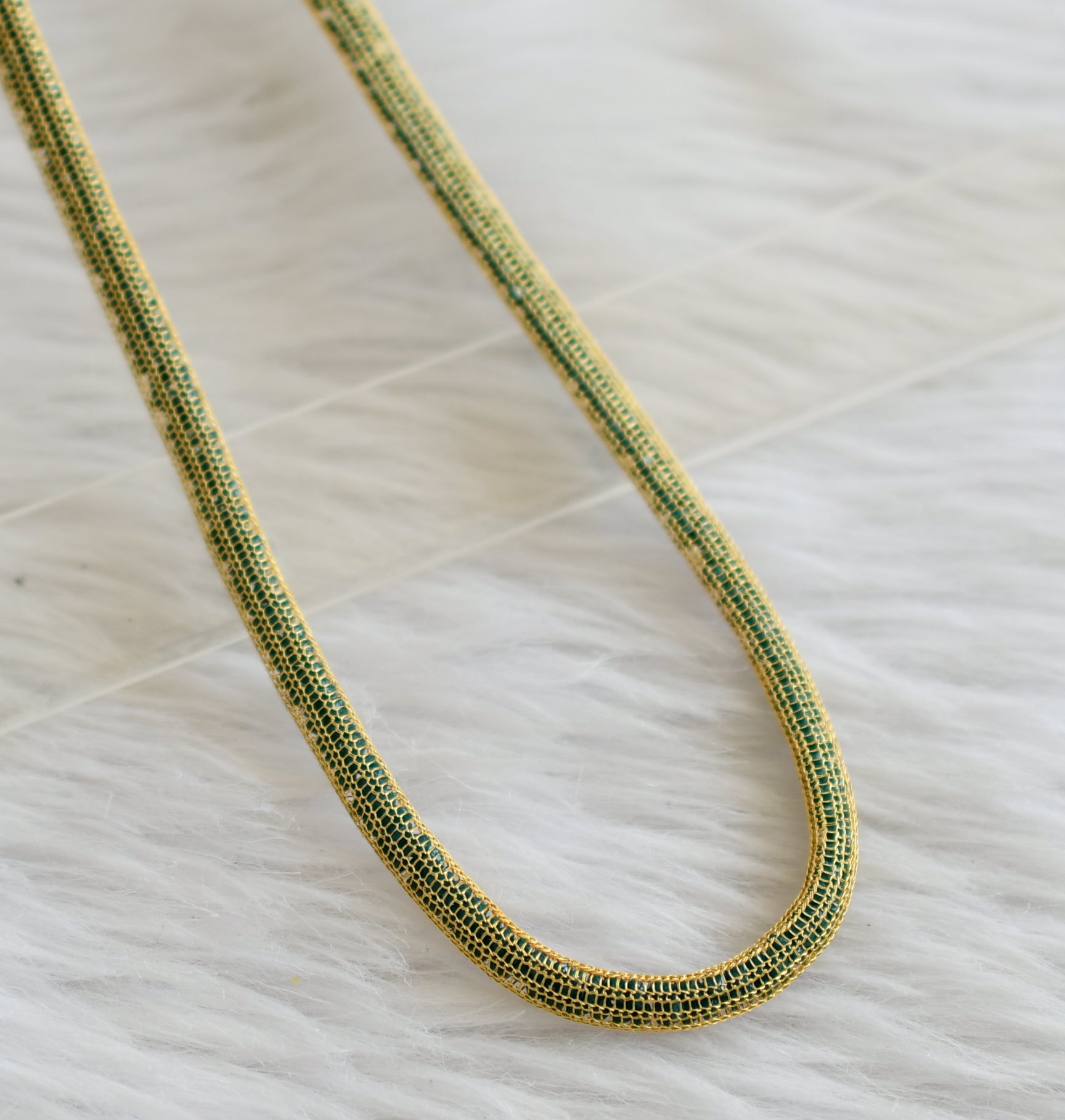 Gold tone green stone chain dj-44979 – dreamjwell