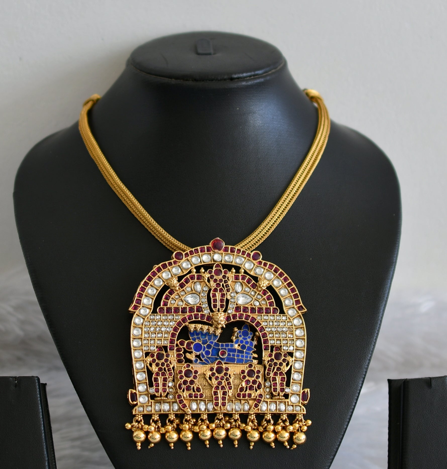 Matte finish kemp-blue-white Sri Ranganathar necklace dj-48495 – dreamjwell