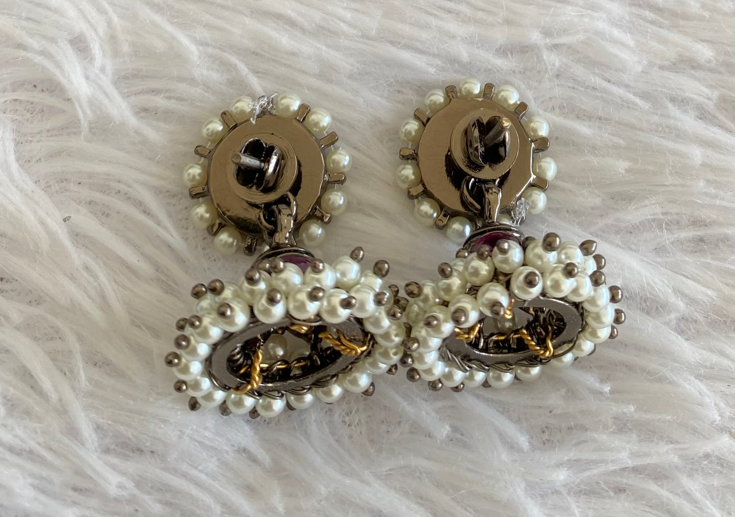 Black finish precious kemp AD white pearl jhumkka dj-53241 – dreamjwell