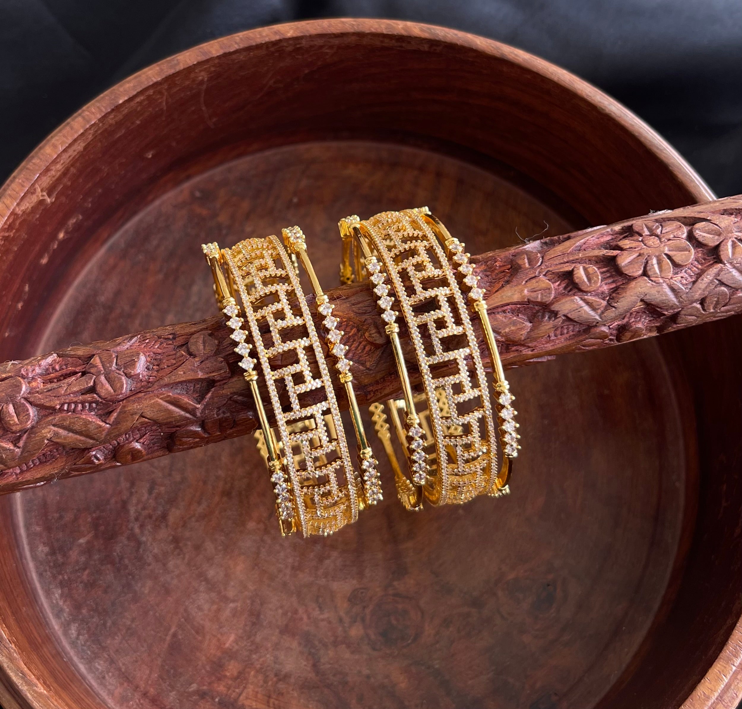 Gold tone Cz Set of 6 Geometric shape Bangles(2.8) dj-42587 – dreamjwell