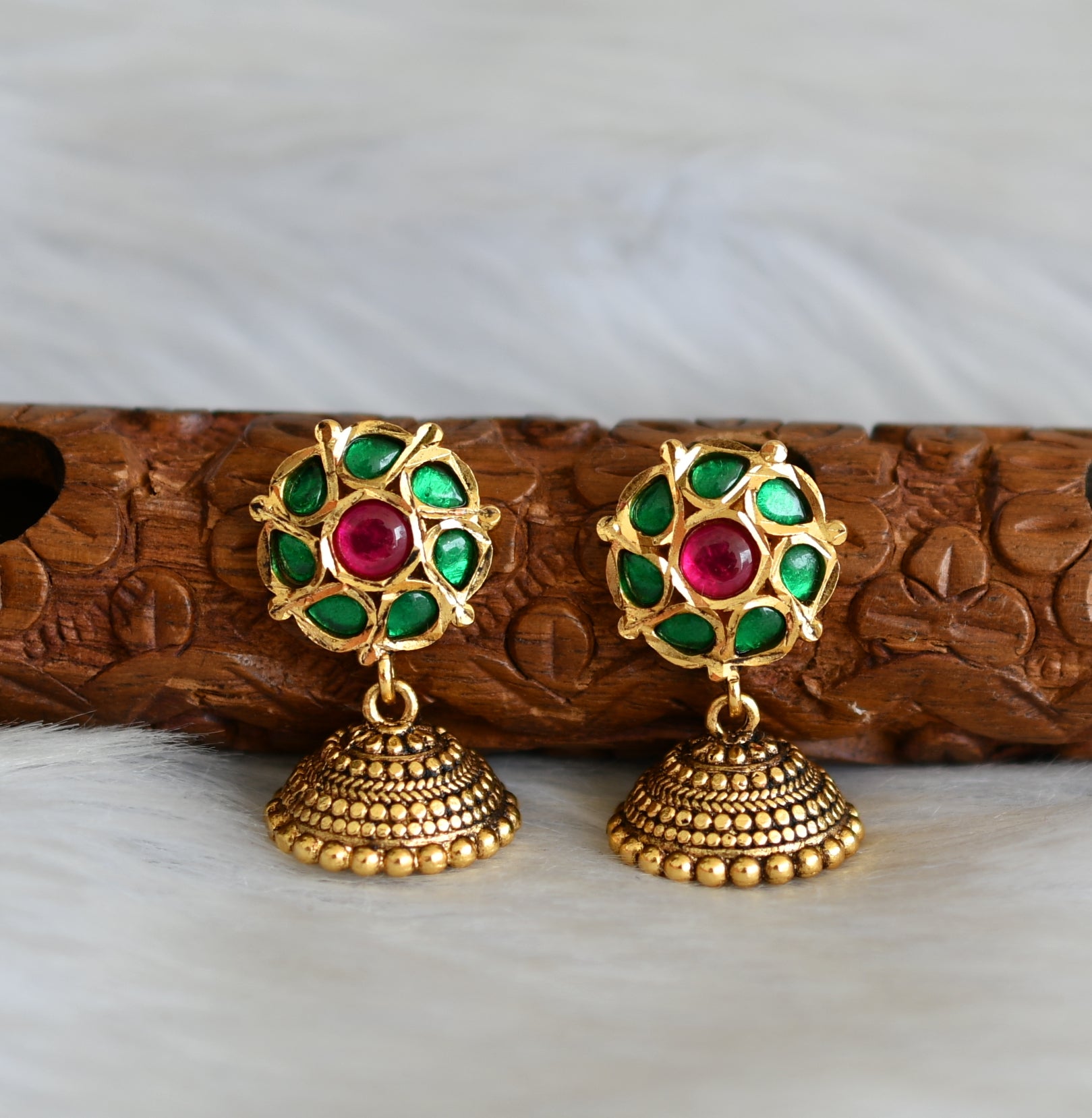 Matte finish green-kemp kundan jadau jhumkka dj-41695 – dreamjwell