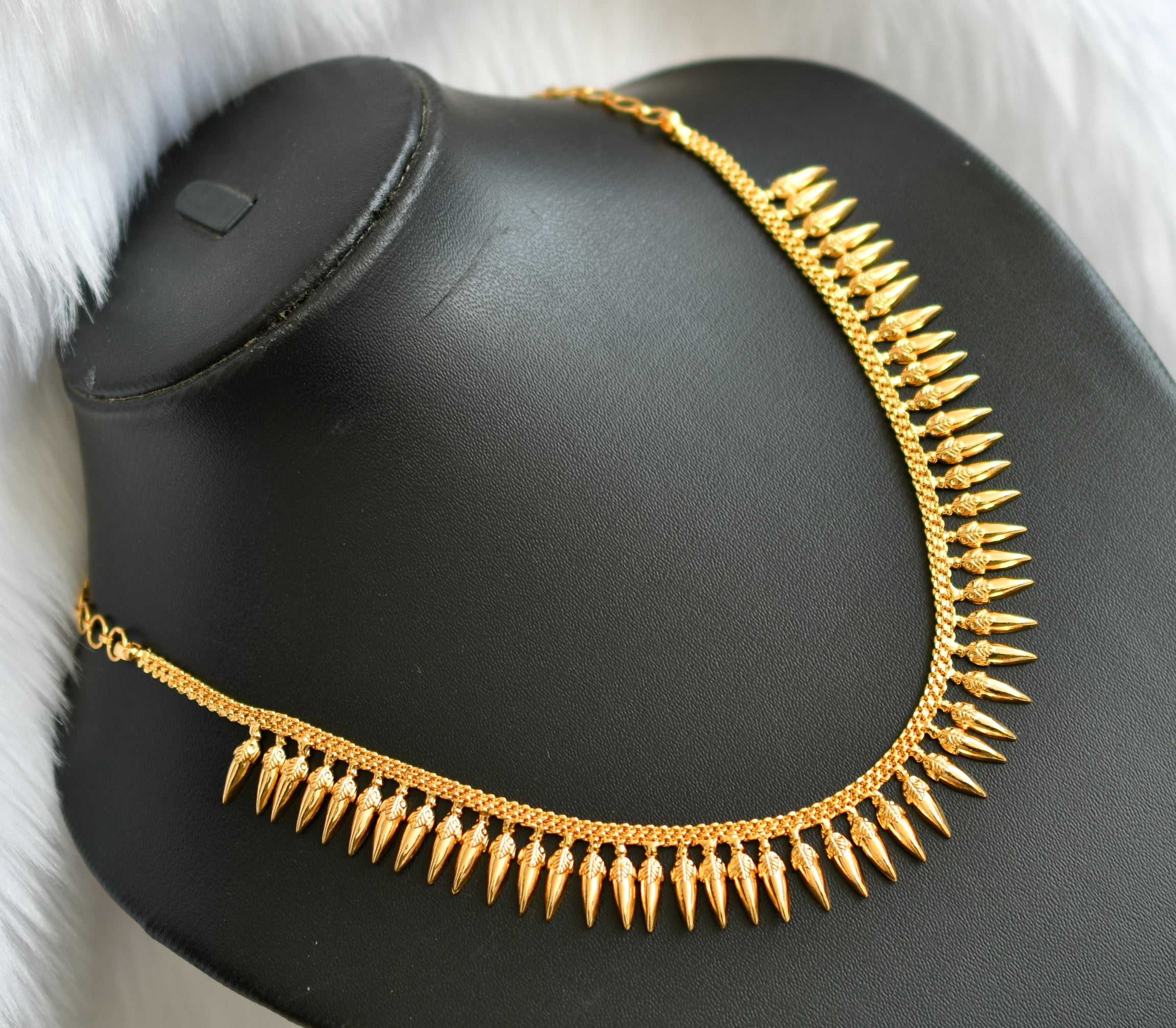 Gold tone mulla mottu Kerala style necklace dj-39210 – dreamjwell