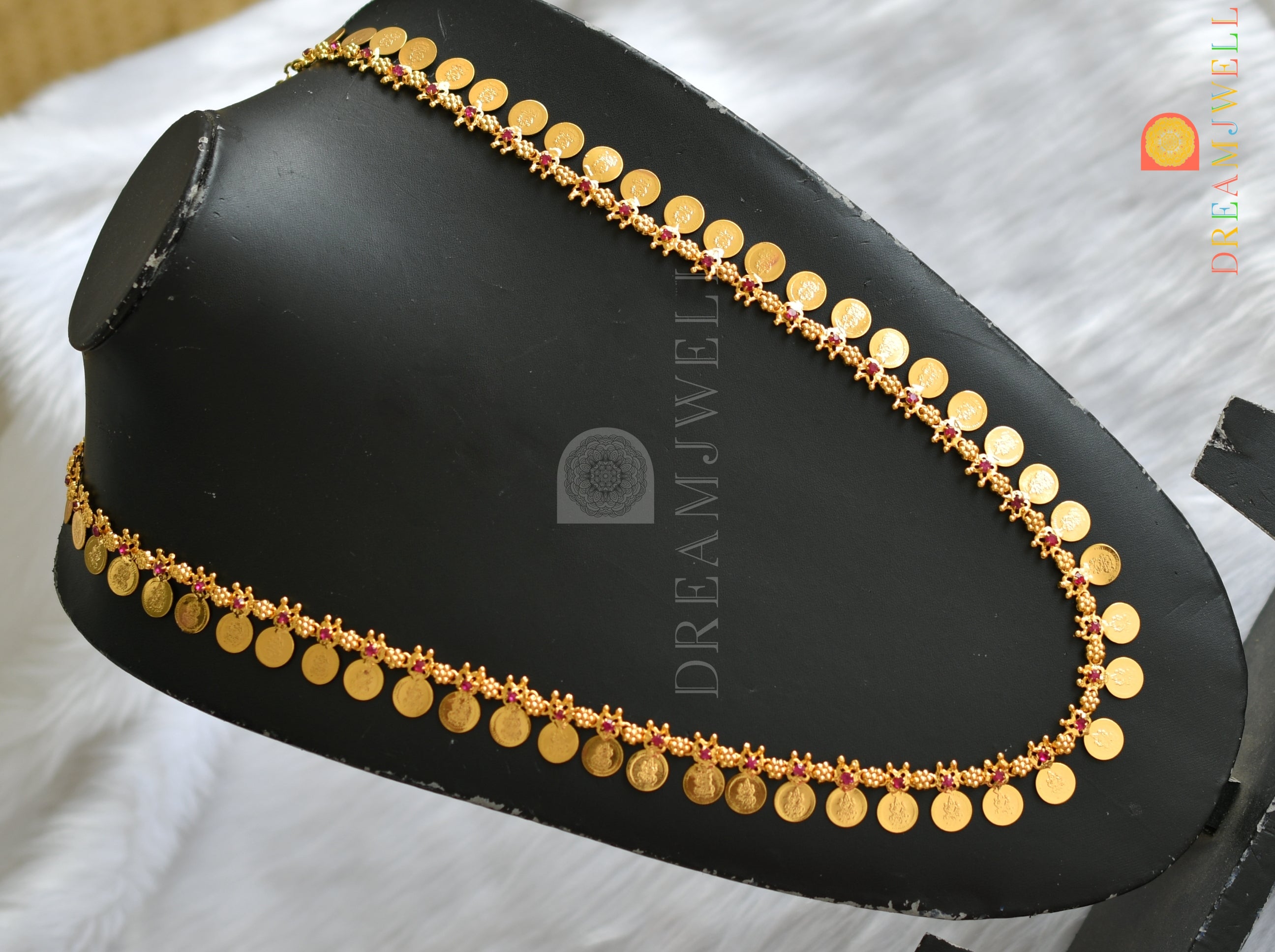 Gold tone Pink stone Lakshmi coin haar dj-35793 – dreamjwell