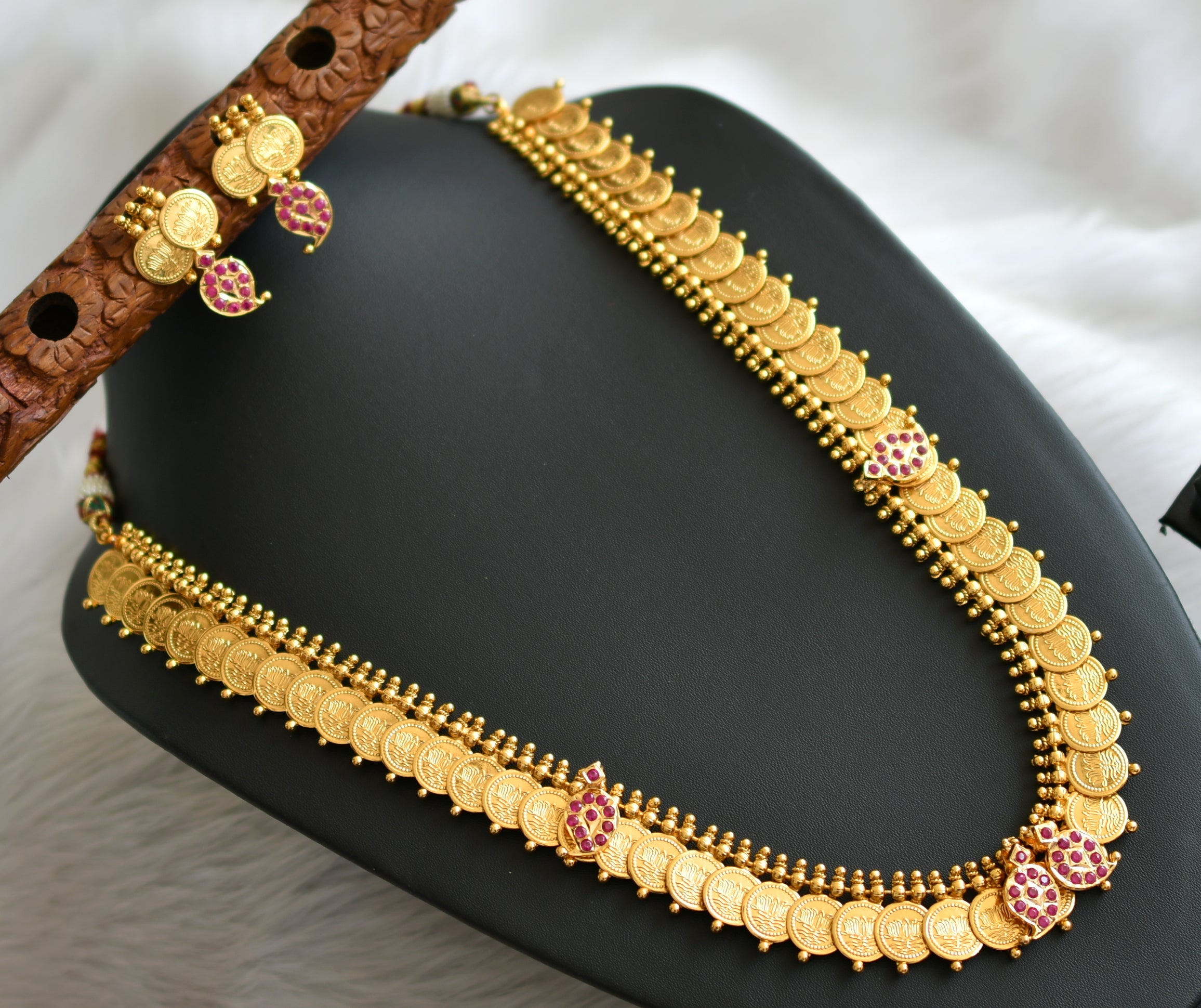 Gold tone ruby stone mango Lotus coin haar set dj-42012 – dreamjwell